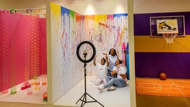 10 Alat Wajib untuk Selfie Studio Profesional - Selfie Studio Penang by ...